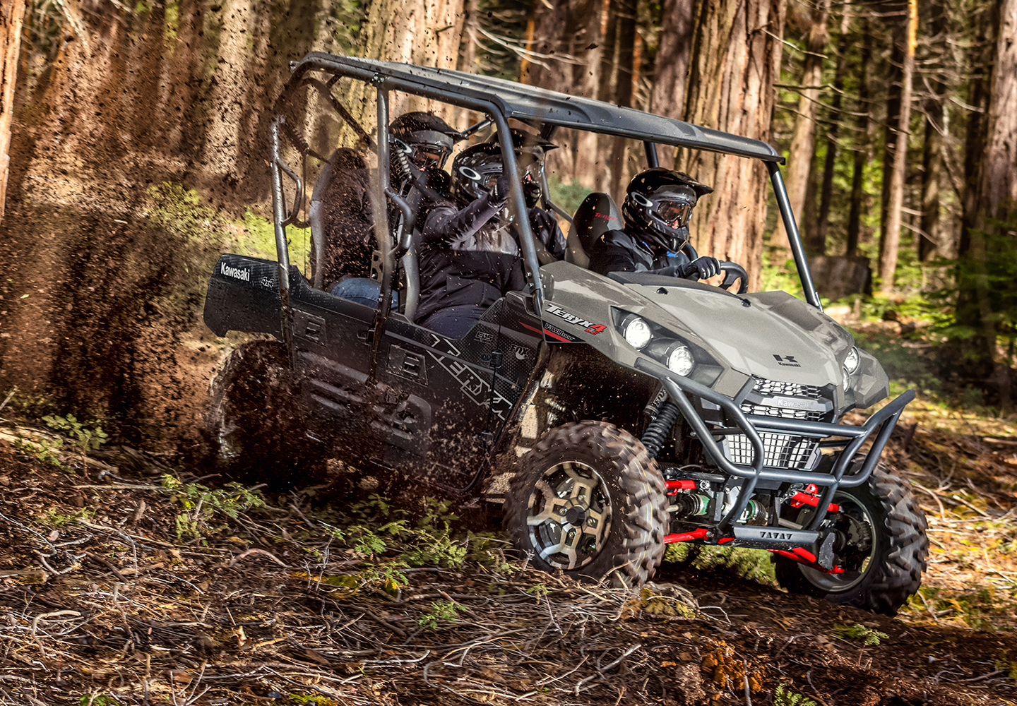 Kawasaki Teryx4 | Side x Side | Strong & Versatile
