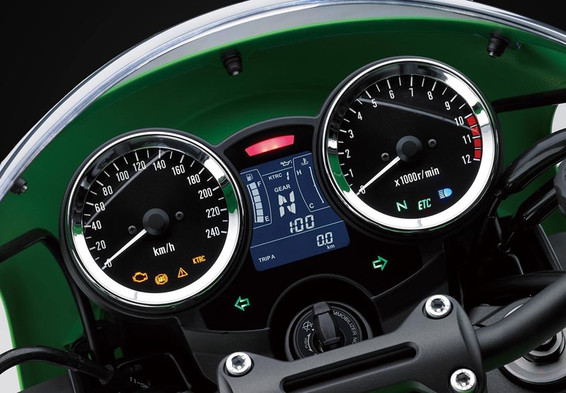 Kawasaki Z900RS | Motocyclette Sport Emblématique du Retour en Arrière ...