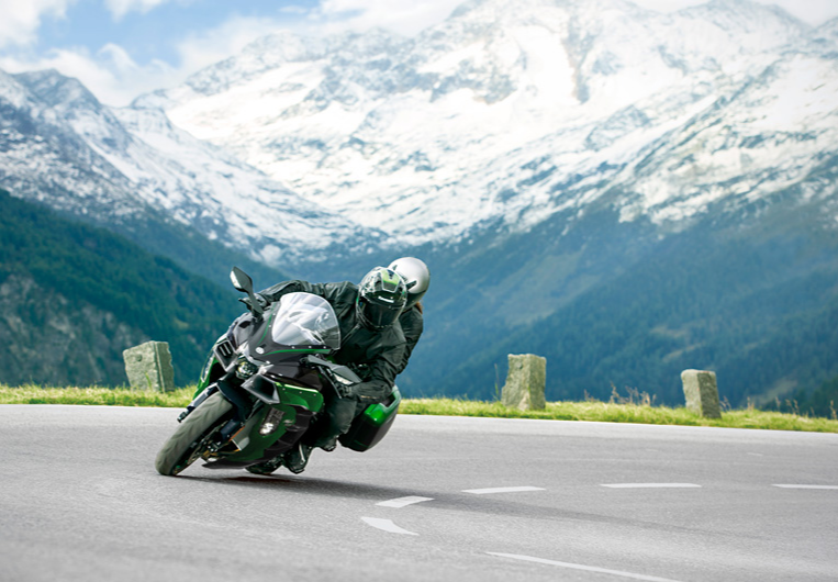 Kawasaki Ninja H2 SX | Most Powerful Touring Hypersport Motorcycle