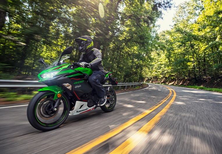 Kawasaki Ninja 400 | Sport Motorcycle | Smooth & Powerful
