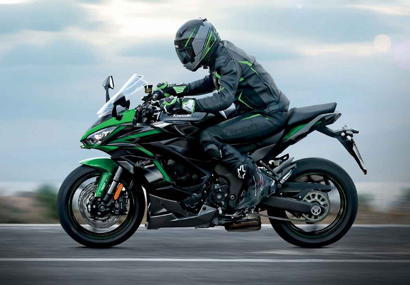 Kawasaki Ninja 1000SX | Touring Motorcycle | Powerful & Capable