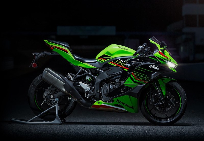 Kawasaki Ninja ZX-4R | Supersport Motorcycle | Game-changing 400cc In ...