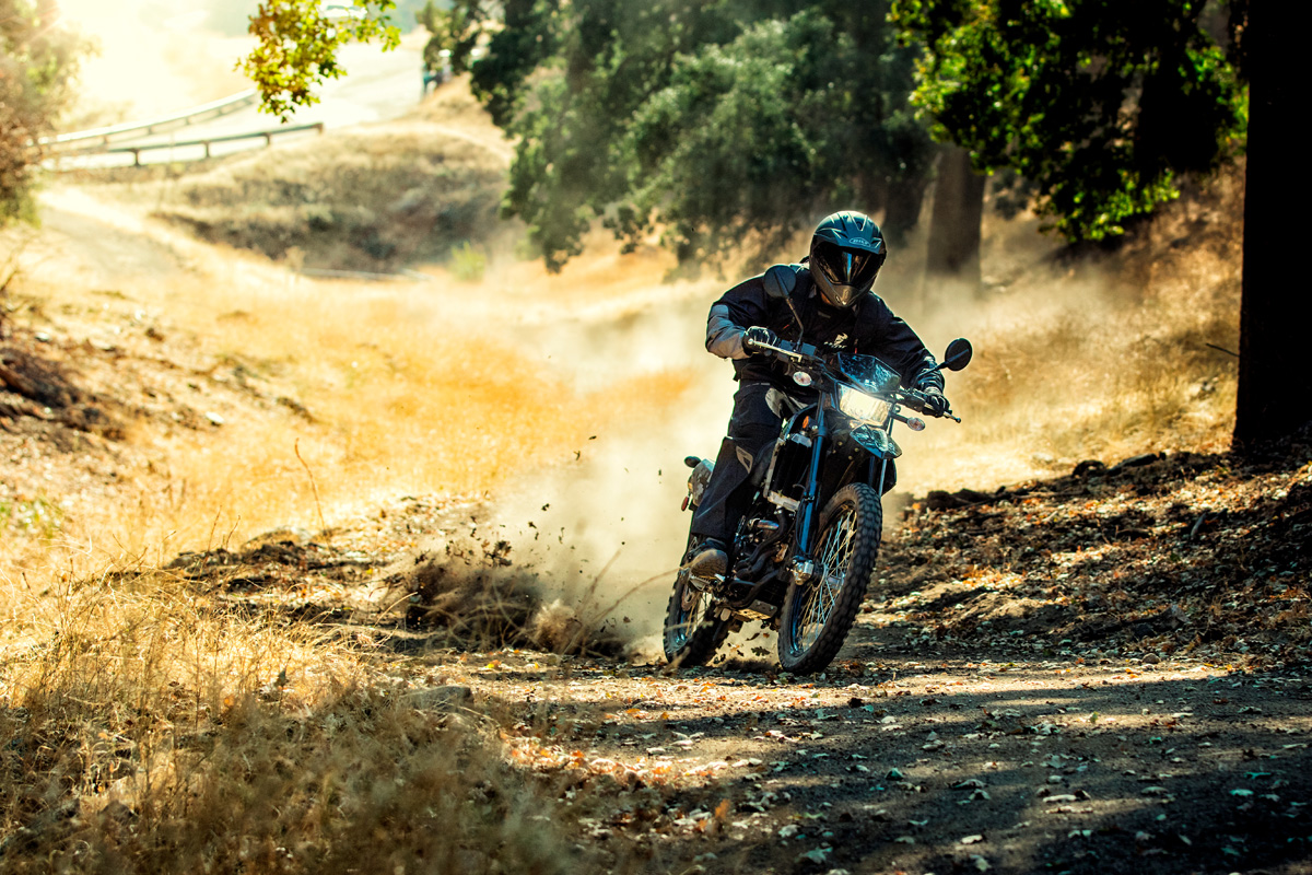 2018 KLX250 CAMO Motorcycle | Canadian Kawasaki Motors Inc.