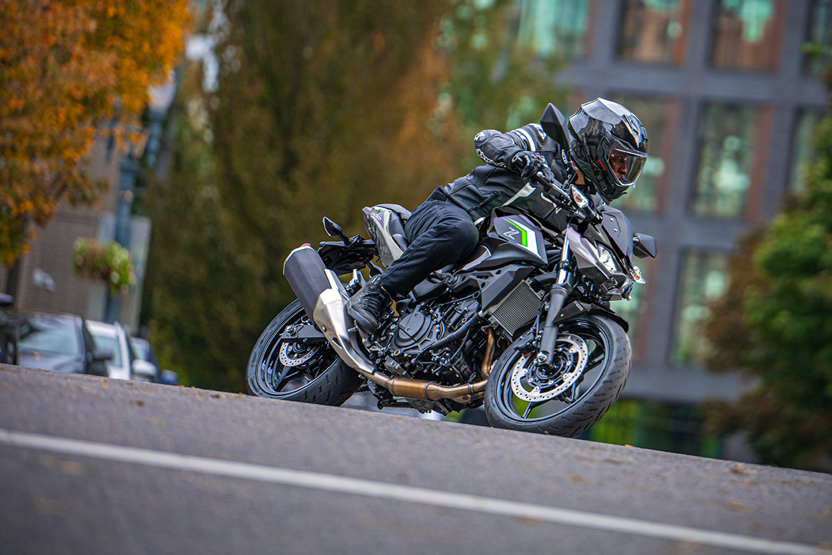 2024 Z500 Motorcycle | Canadian Kawasaki Motors Inc.