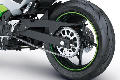 2024 Z7 HYBRID Motorcycle | Canadian Kawasaki Motors Inc.