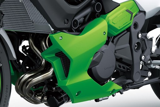 2024 Z7 HYBRID Motorcycle | Canadian Kawasaki Motors Inc.