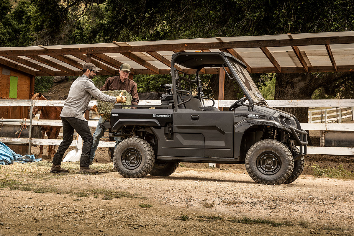 2025 MULE PRO-MX Side x Side | Canadian Kawasaki Motors Inc.