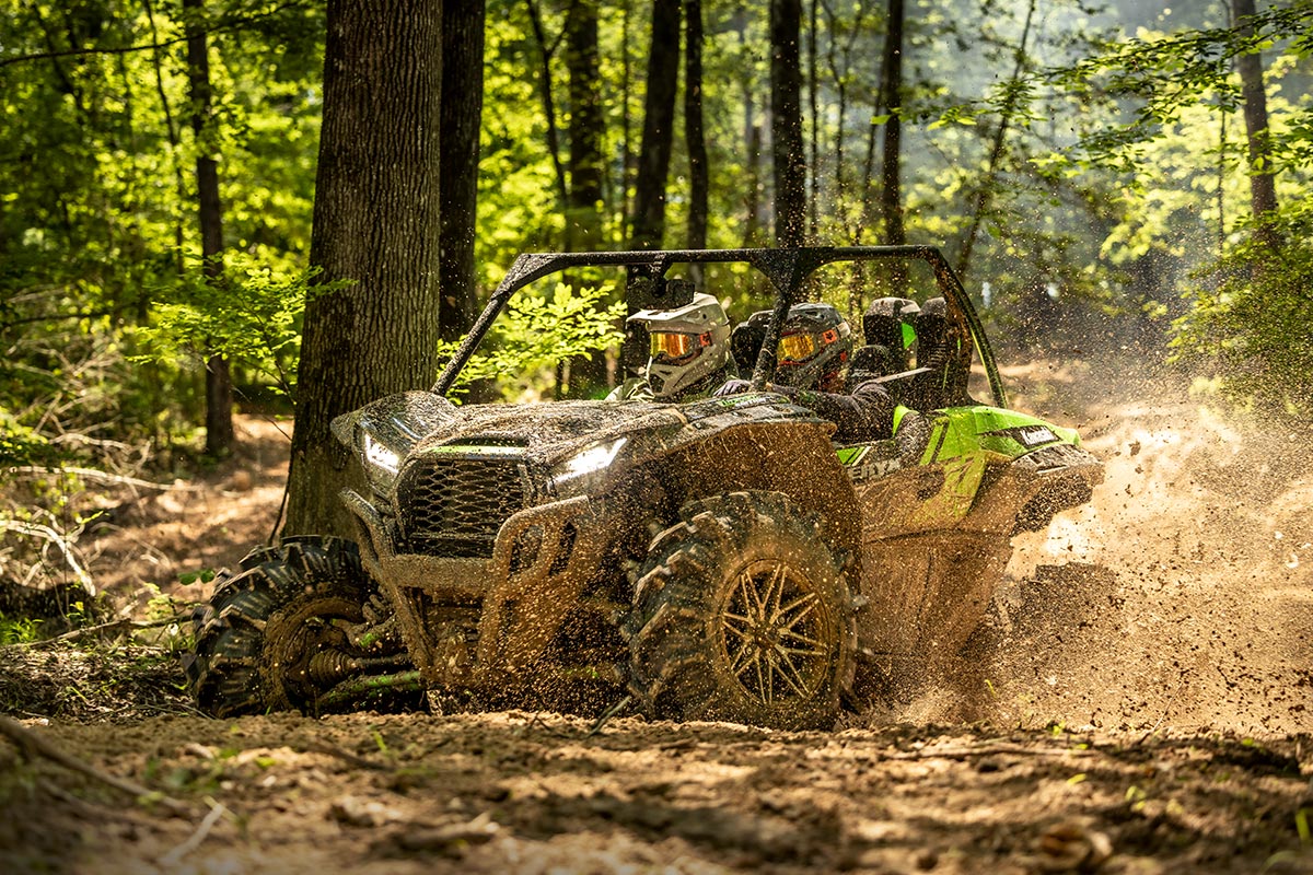 2025 TERYX KRX 1000 LIFTED EDITION Side x Side | Canadian Kawasaki ...