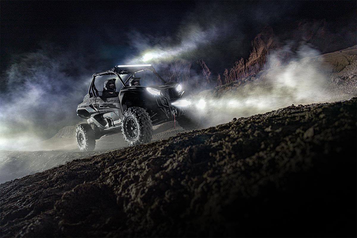 2025 TERYX KRX 1000 BLACKOUT EDITION Side x Side | Canadian Kawasaki Motors Inc.