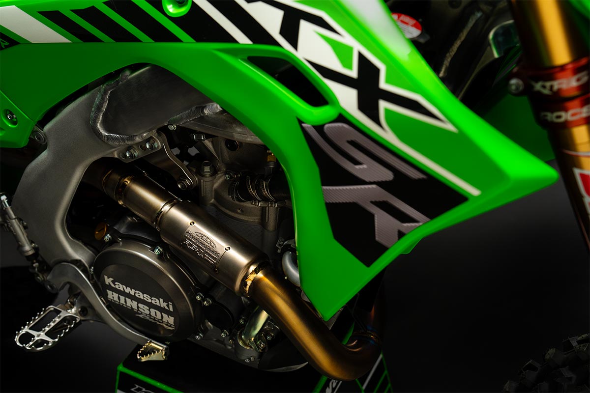 2025 KX450SR Motorcycle | Canadian Kawasaki Motors Inc.