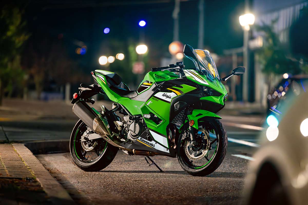 2025 NINJA 500 SE KRT EDITION Motorcycle | Canadian Kawasaki Motors Inc.