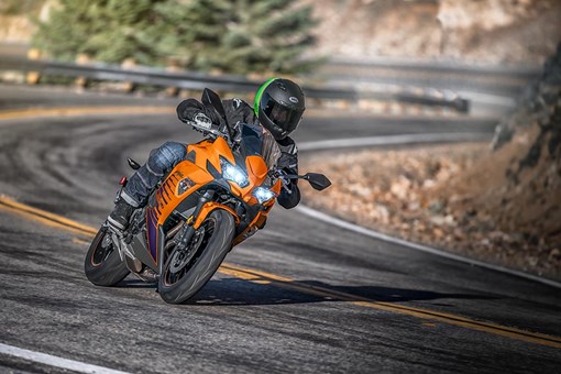 2025 NINJA 650 Motorcycle | Canadian Kawasaki Motors Inc.