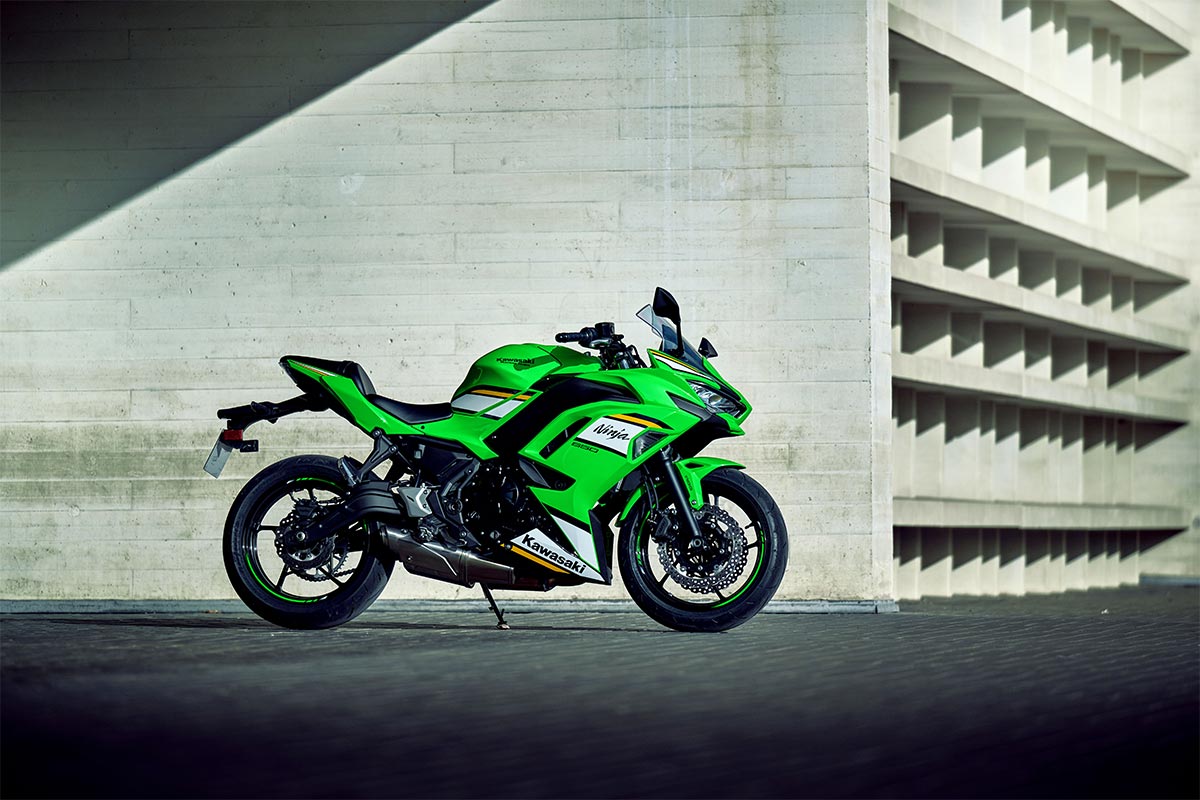 2025 NINJA 650 KRT EDITION Motorcycle | Canadian Kawasaki Motors Inc.