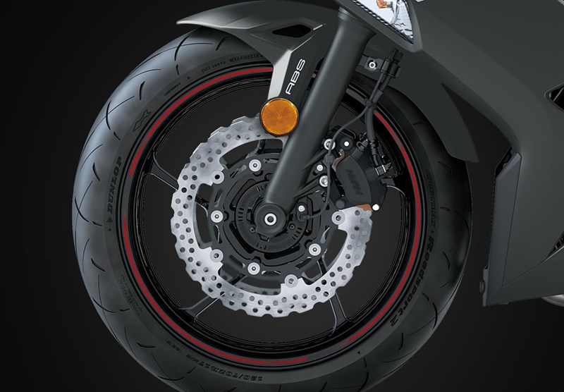 Kawasaki Ninja 650 | Motorcycle | Sporty & Nimble