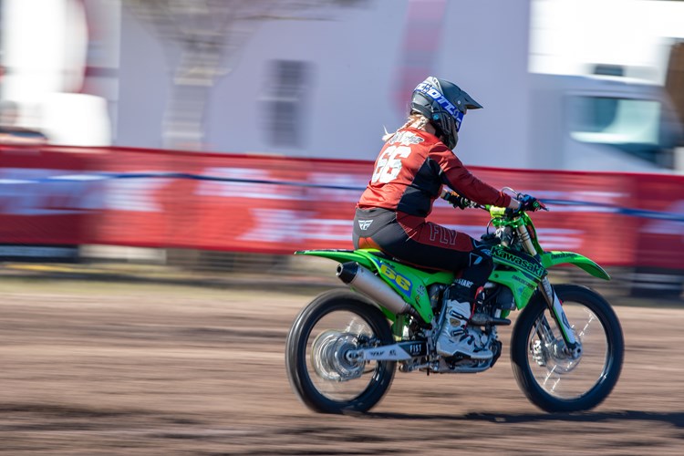 Kawasaki Rider Meg Rutledge Impressive at ProMX in Coolum | Official ...