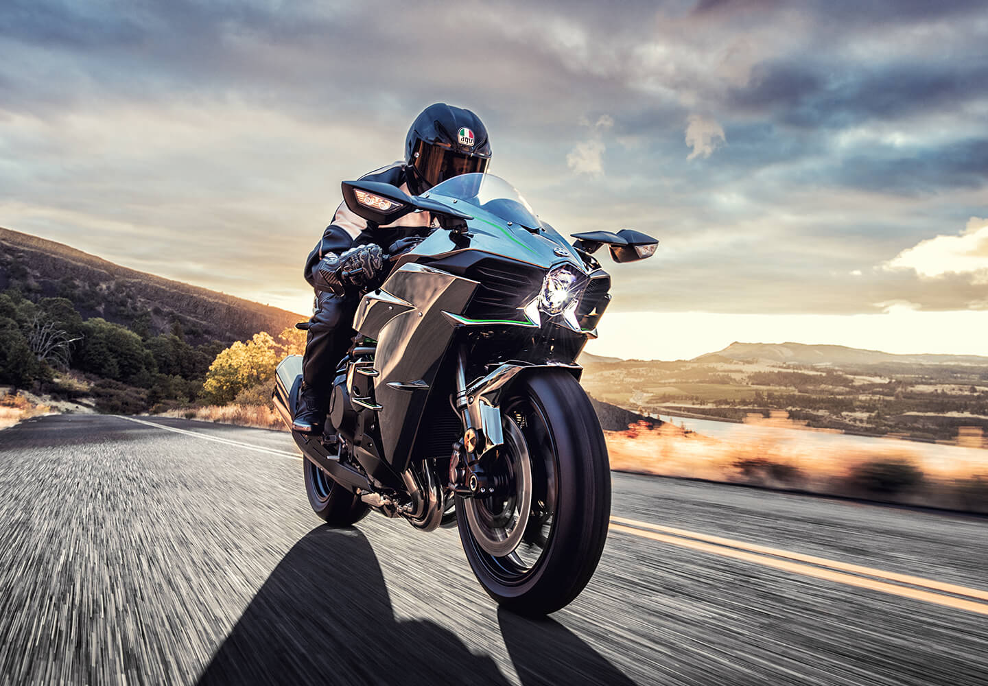 Kawasaki Ninja H2 | Production Hypersport Motorcycle | 231 PS
