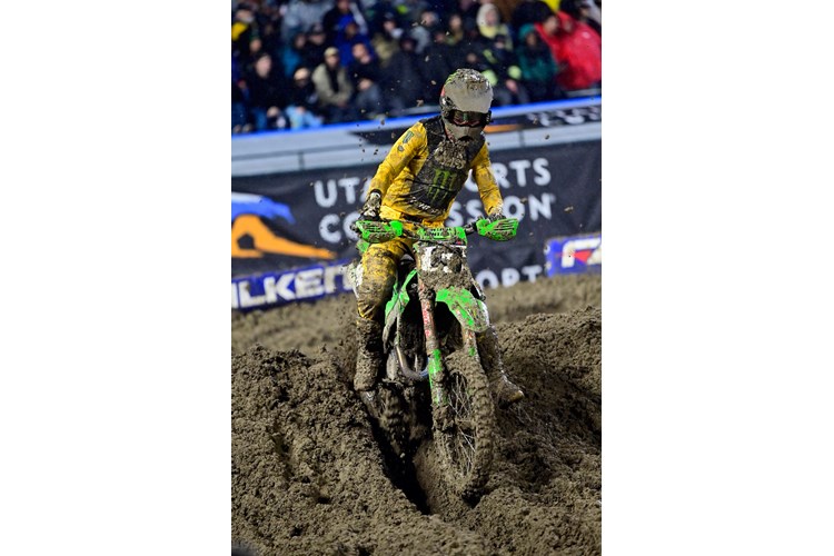 MONSTER ENERGY®/PRO CIRCUIT/KAWASAKI RIDER LEVI KITCHEN LANDS ON THE ...
