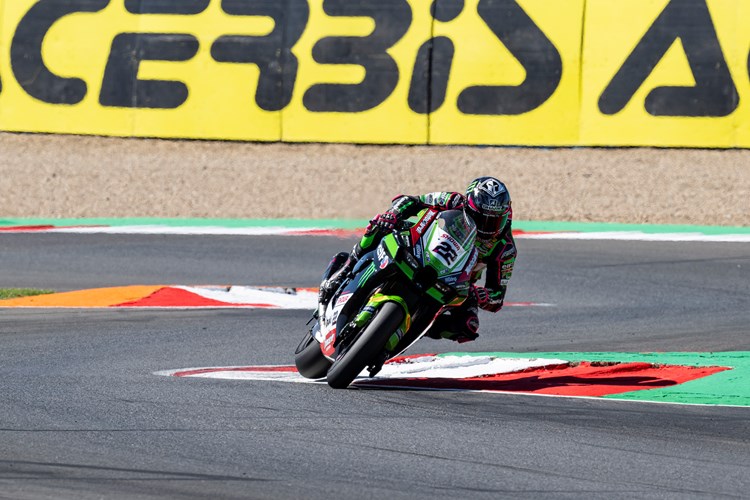 Superpole Race Podium For Rea | Official Kawasaki Racing Site