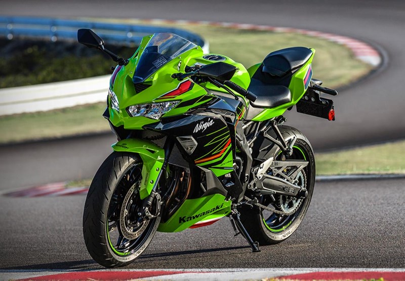 Kawasaki Ninja ZX-4R | Supersport Motorcycle | Game-changing 400 cc In ...