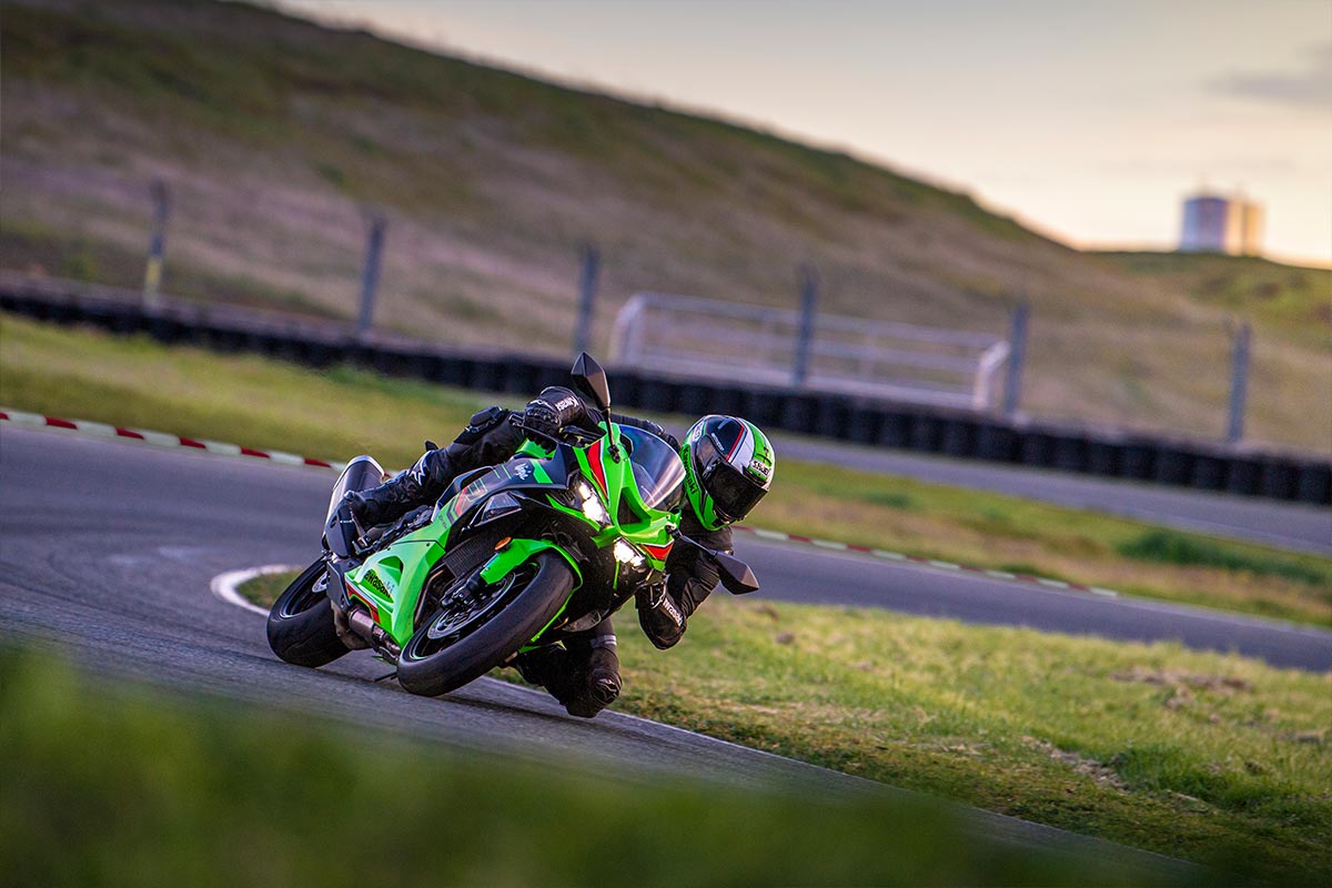 2024 NINJA ZX-6R KRT EDITION Sepeda Motor | Kawasaki Motor Indonesia