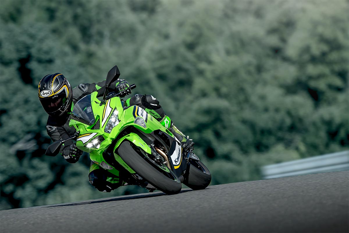 2025 NINJA ZX-4RR Sepeda Motor | Kawasaki Motor Indonesia